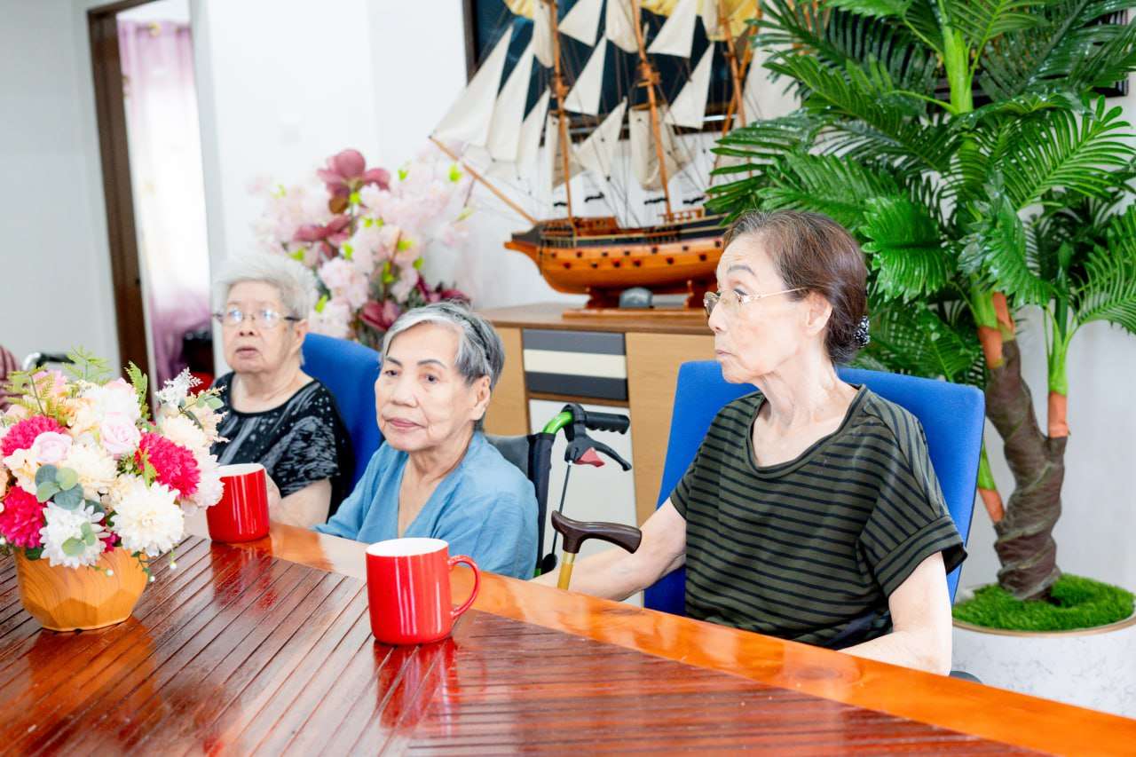 Elderly-Friendly Accommodation - Perl Care Nursing Home