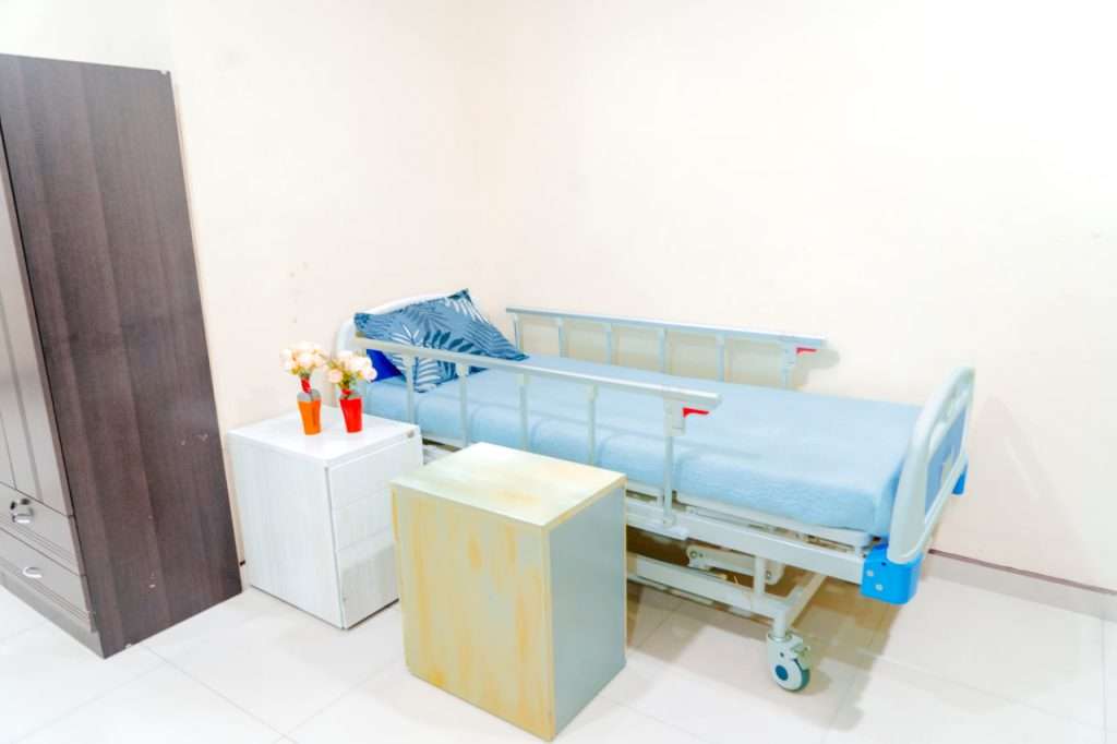 Urinary Catheterization - Perl Care Nursing Home